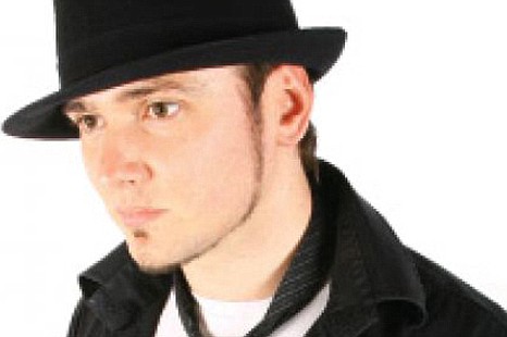 Briton eyes Eurovision victory... for Romania - EuroVisionary ...