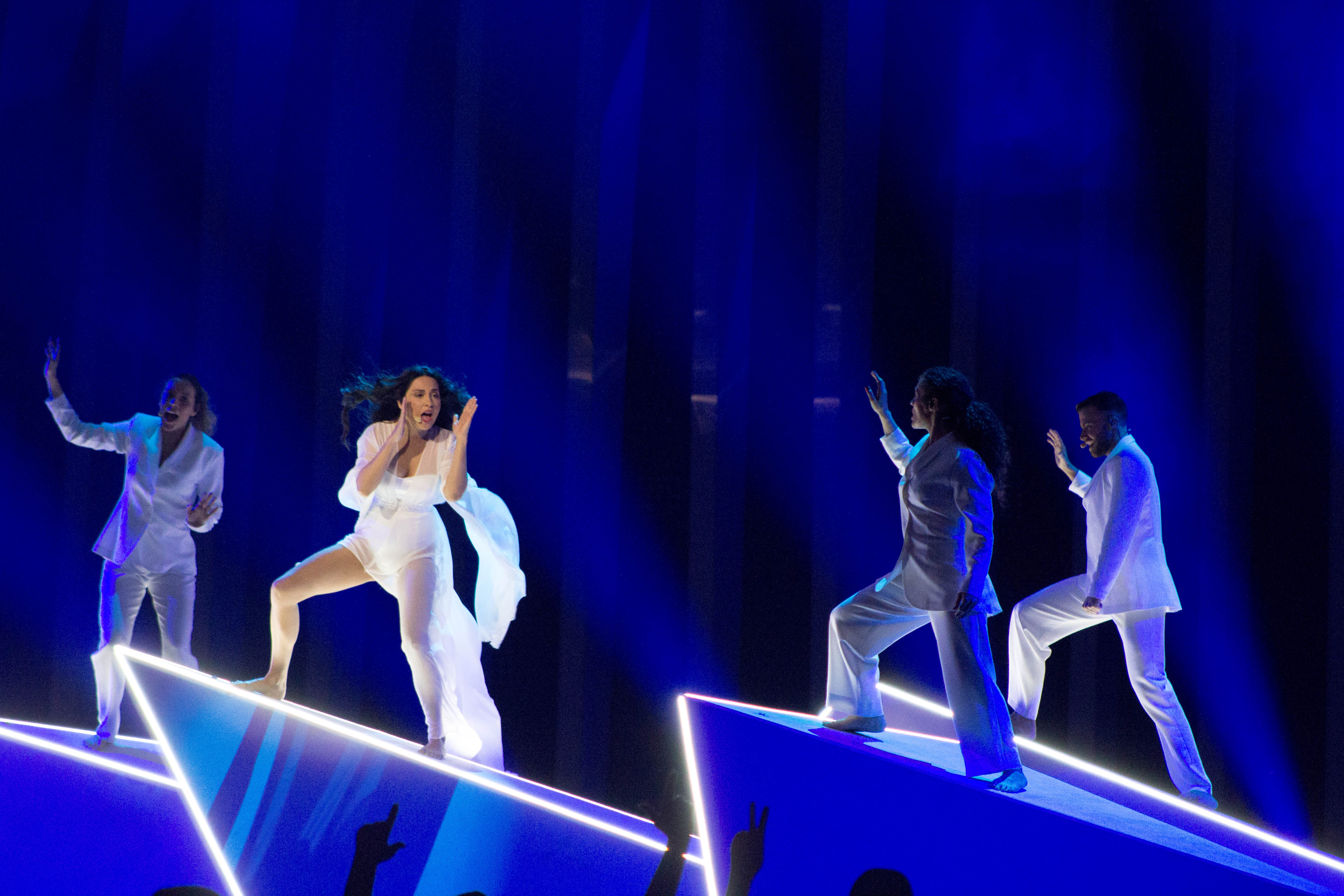 Aisel - X My Heart (First and second rehearsals, complete the sentence ...